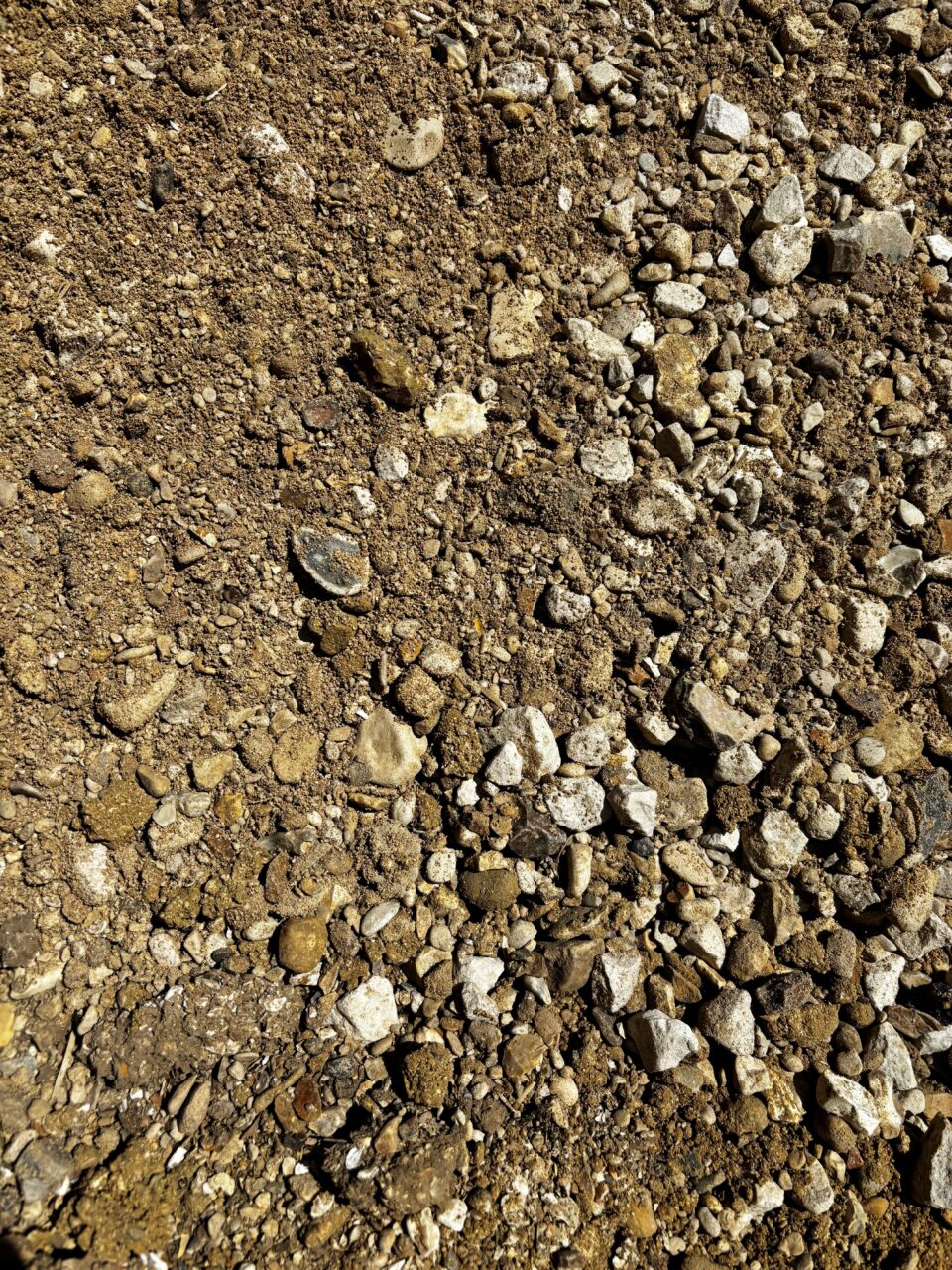 Mixed Aggregate/ Ballast Bulk Bag - Red Horse Vale - Fuels & Country ...